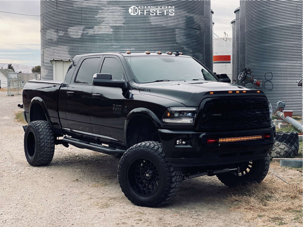 2013 Ram 3500 with 20x12 -44 V-Rock Anvil and 37/13.5R20 AMP Mud ...