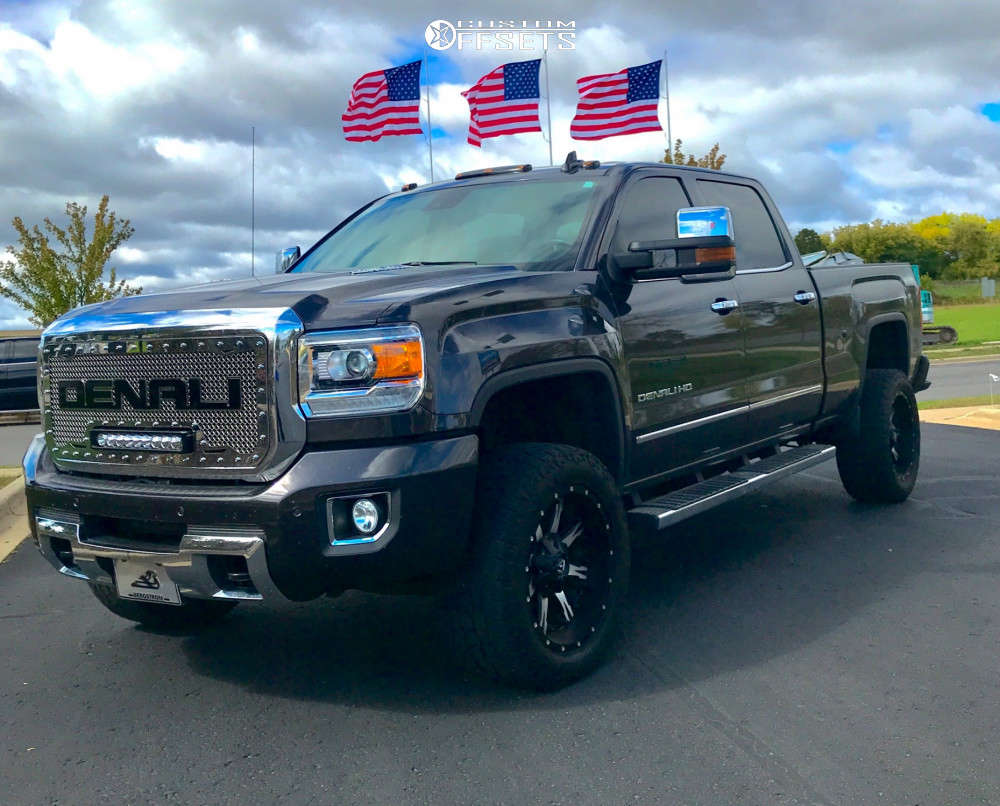 2016 GMC Sierra 2500 HD with 20x10 -14 Fuel Nutz and 33/12.5R20 Toyo ...