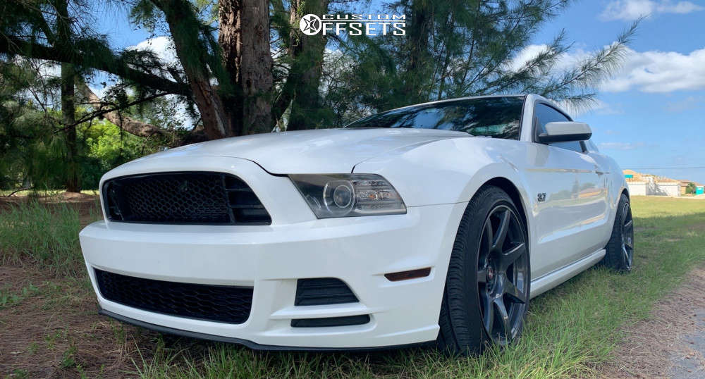 2013 Ford Mustang with 19x10 30 SVE R350 and 265/40R19 Michelin Pilot ...