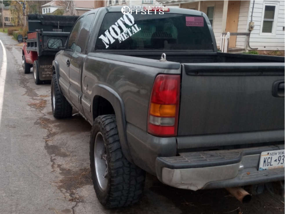 2000 Chevrolet Silverado 1500 with 20x10 -24 Moto Metal Mo961 and 35/12 ...