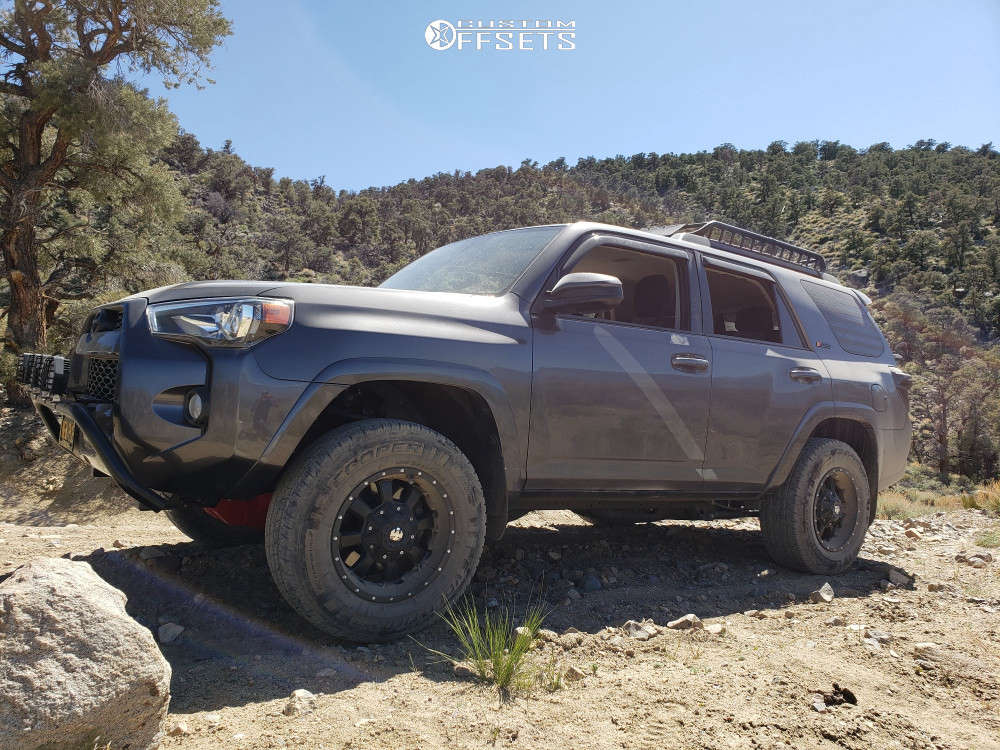 2015 Toyota 4Runner with 17x9 -6 Trail Master Tm220 and 31/10.5R17 ...