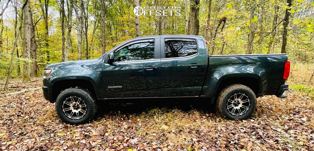2017 Chevrolet Colorado with 18x9 Helo He900 and 265/65R18 Nitto Terra ...