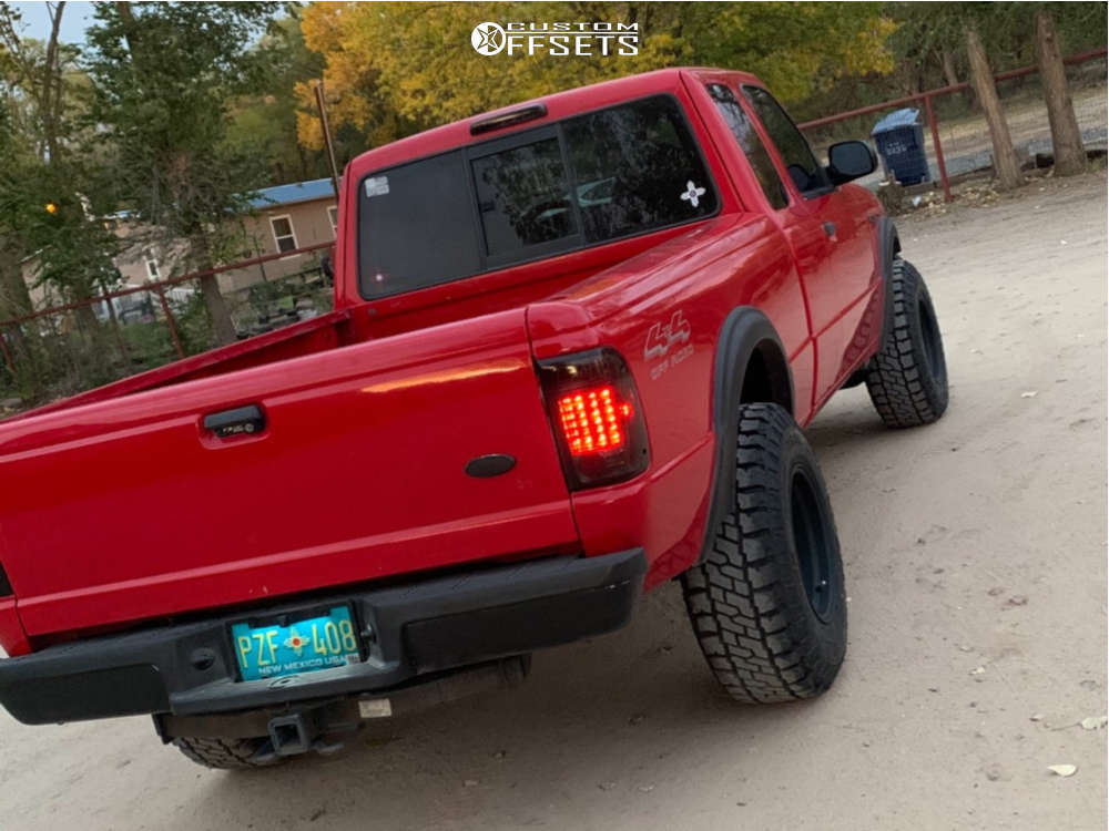1999 Ford Ranger with 15x10 -47 Pro Comp Series 69 and 31/10.5R15 Dick ...