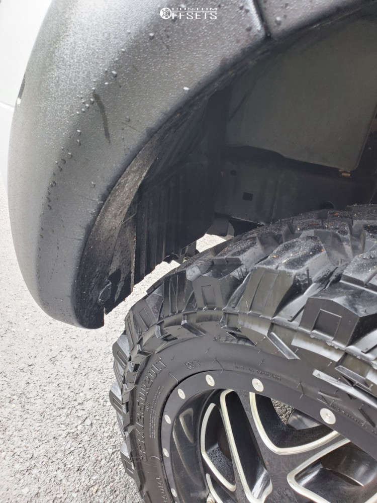 2018 Nissan Frontier with 20x9 18 XD Xd836 and 33/12.5R20 Gladiator ...