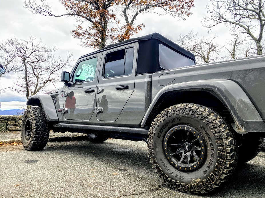 2021 Jeep Gladiator with 17x9 -12 Dirty Life Dt-2 and 37/13.5R17 Cooper ...