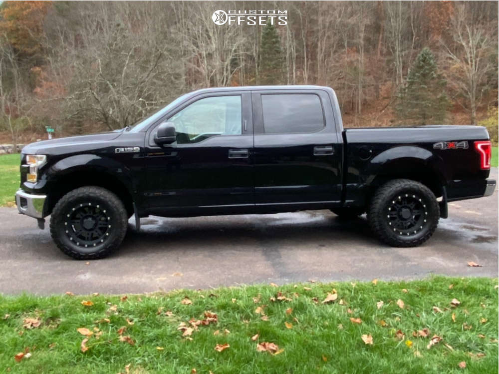 2016 Ford F-150 with 18x9 -0 Pro Comp 31 and 33/12.5R18 General Grabber ...