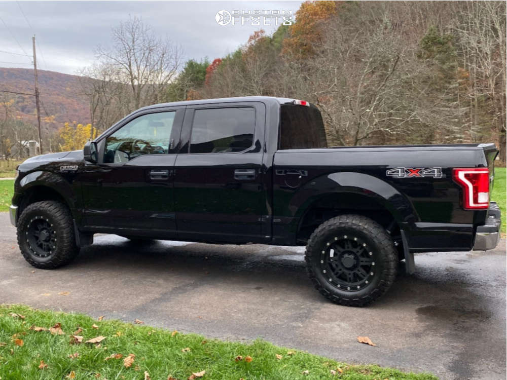 2016 Ford F-150 with 18x9 -0 Pro Comp 31 and 33/12.5R18 General Grabber ...