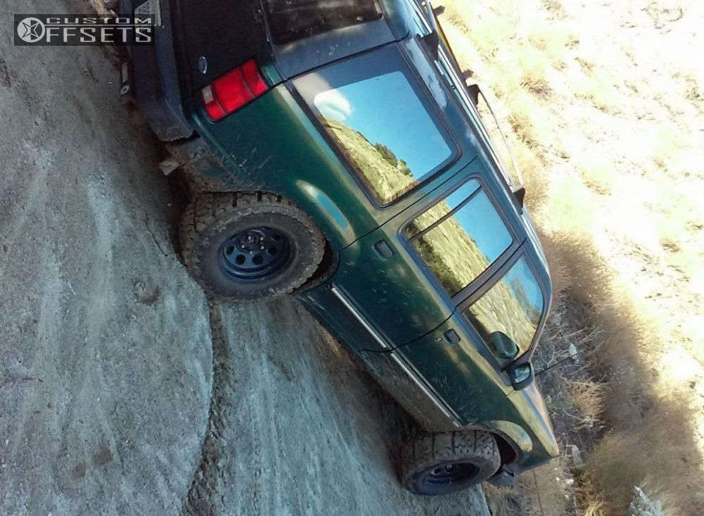 1994 Ford Explorer with 15x8 -19 Pro Comp Series 97 and 31/10.5R15 ...