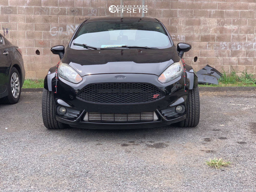 2016 Ford Fiesta Wheel Offset Nearly Flush Stock | 1334414 | Custom Offsets