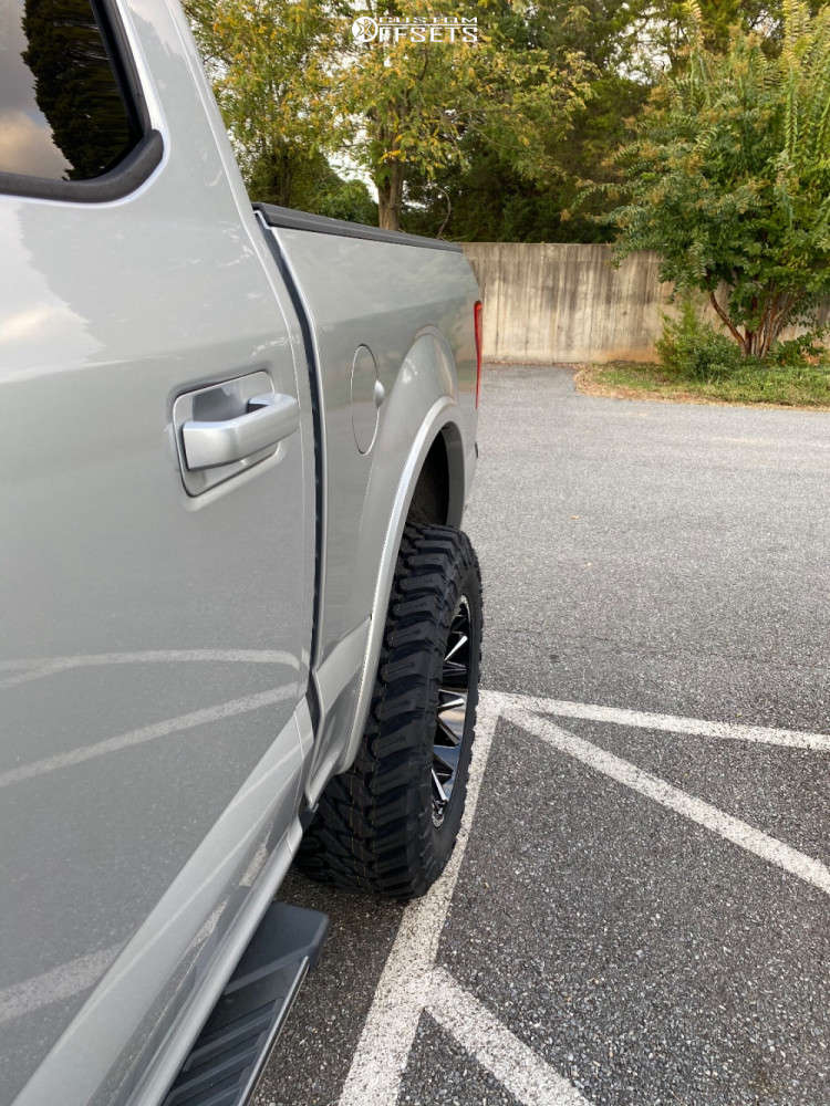 2015 Ford F-150 with 20x10 -25 Dropstars 654bm and 35/12.5R20 Atturo ...