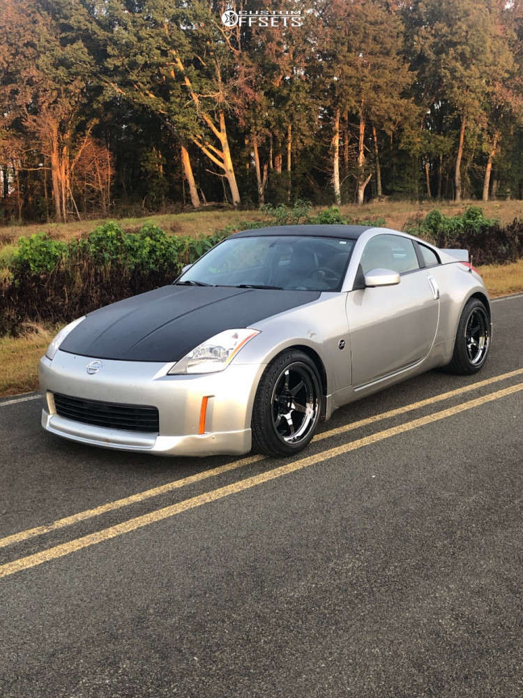 2003 Nissan 350Z with 18x9.5 10 Cosmis Racing Xt-006r and 245/40R18 ...
