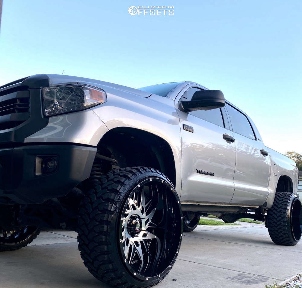 2017 Toyota Tundra with 26x14 -76 American Truxx Dna and 35/13.5R26 RBP ...