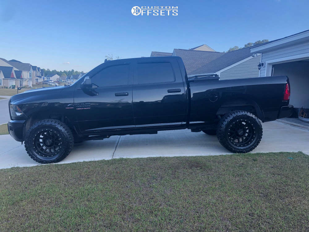 2016 Ram 2500 with 20x10 -24 Method Mr606 and 35/12.5R20 Toyo Tires ...