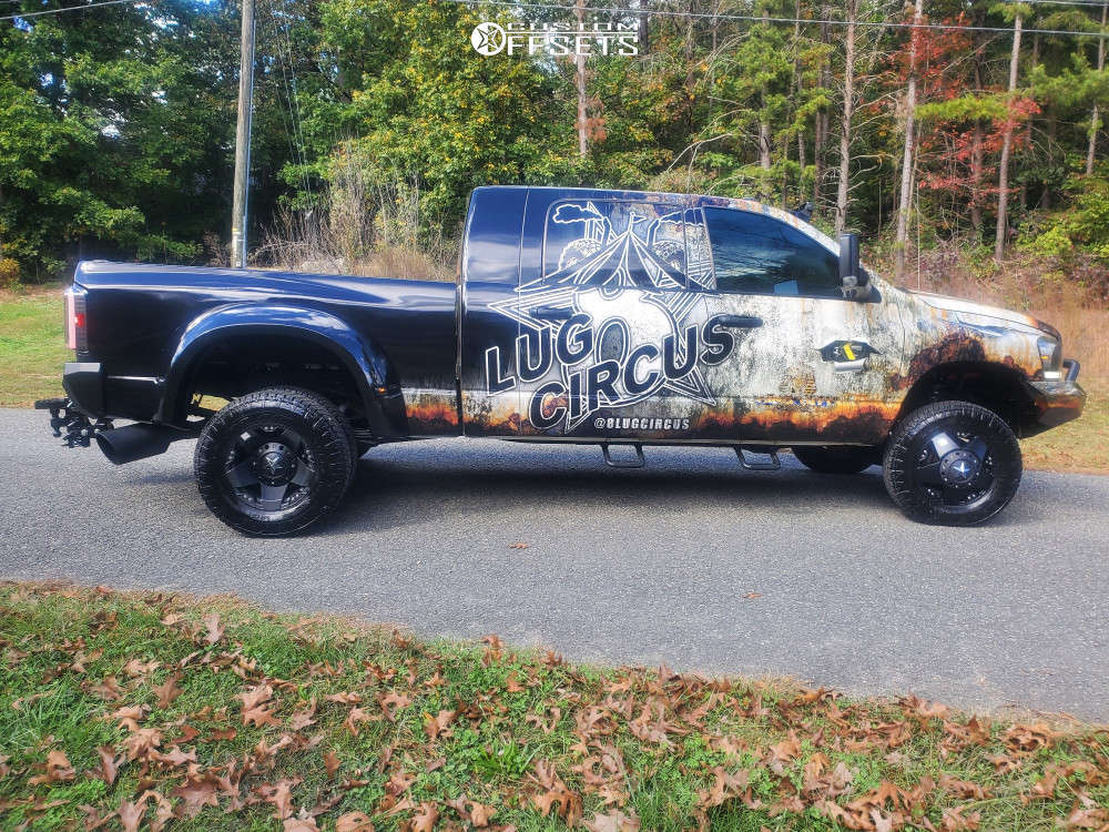 2007 Dodge Ram 3500 with 17x9 -140 XD Rockstar Dually and 33/11.5R17 ...