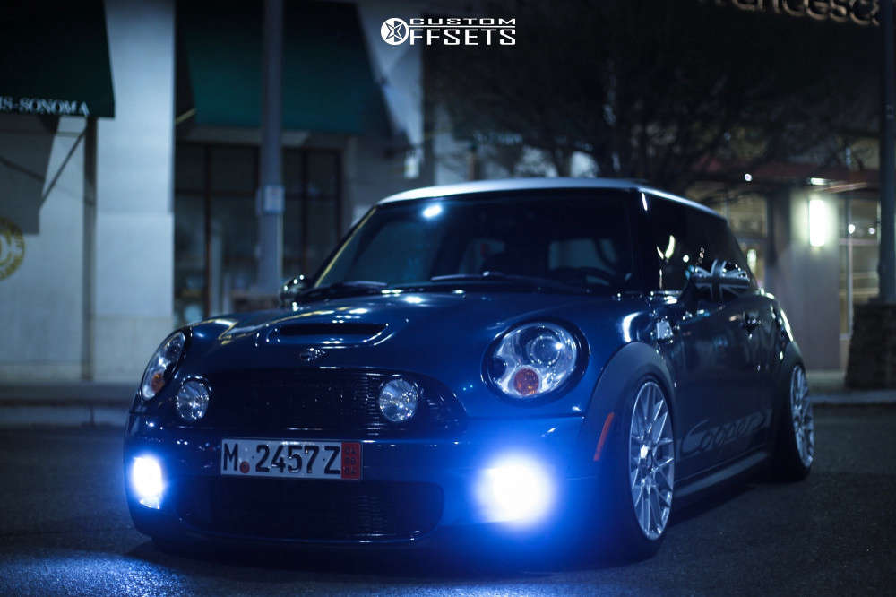 2010 Mini Cooper with 17x8 30 Rotiform Rse and 205/40R17 Nankang Ns-25 ...