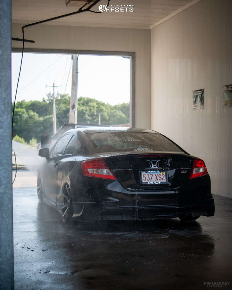 2013 Honda Civic with 18x9 25 Cosmis Racing Mr7 and 215/35R18 Achilles ...
