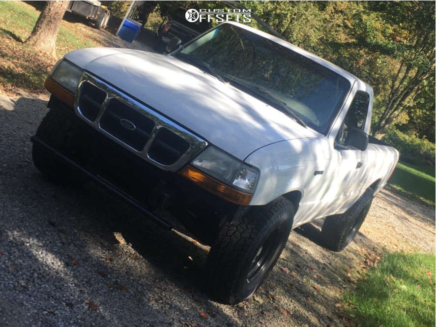 2000 Ford Ranger with 15x8 -19 Pro Comp Series 51 and 31/10.5R15 ...