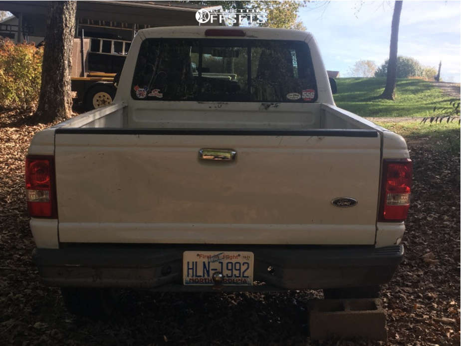 2000 Ford Ranger with 15x8 -19 Pro Comp Series 51 and 31/10.5R15 ...