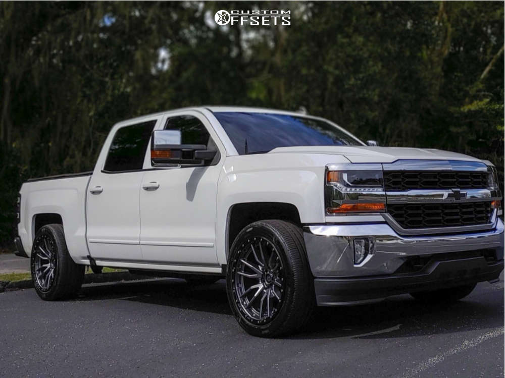 2018 Chevrolet Silverado 1500 with 22x10 -13 Fuel Rebel and 285/45R22 ...