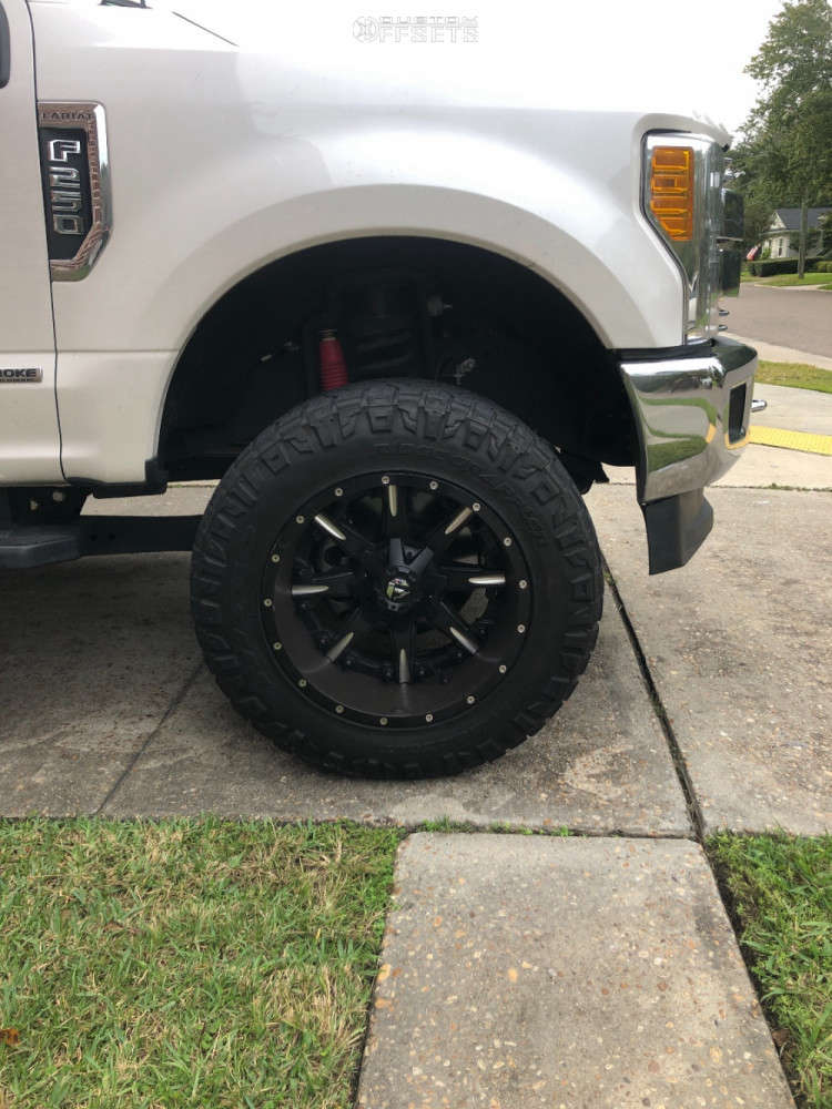 2017 Ford E-250 Super Duty with 20x10 -24 Fuel Nutz and 35/12.5R20 ...