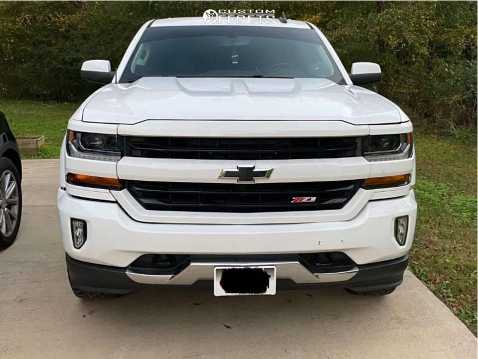 2017 Chevrolet Silverado 1500 with 22x9 31 Strada Replicas Gm Snowflake ...