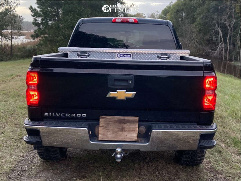 2014 Chevrolet Silverado 1500 with 18x9 Method Nv and 295/70R18 Cooper ...