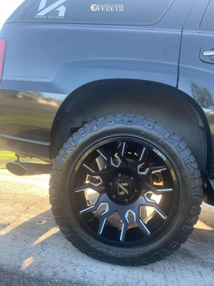 2004 Cadillac Escalade ESV with 20x10 -25 ARKON OFF-ROAD Roosevelt and ...