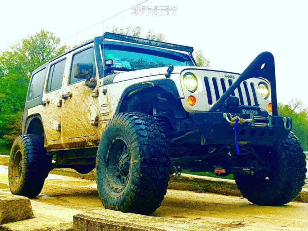 Ironman All Country MT 37x12.50R17 | HERC-98374 | Custom Offsets