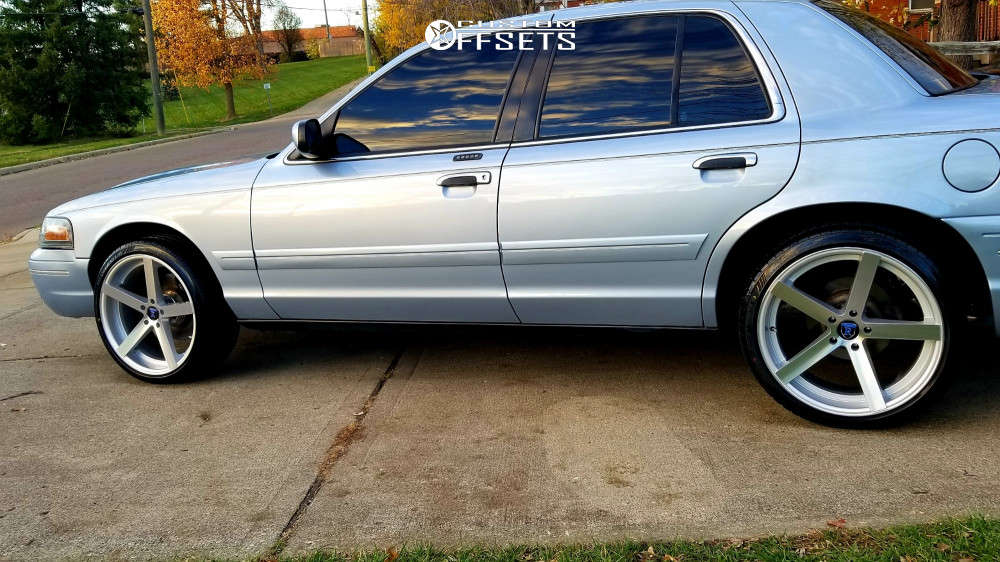 2001 Ford Crown Victoria with 20x9 15 Rohana Rc22 and 245/35R20 Lexani ...