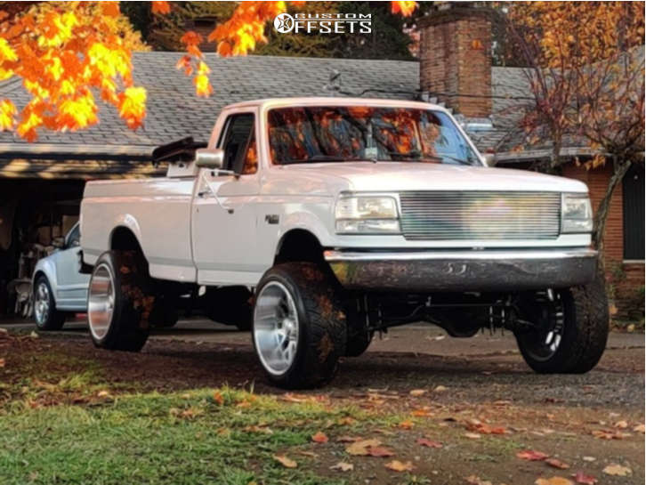 1996 Ford F-250 with 22x12 -44 Axe Offroad Ax1.1 and 305/45R22 Nitto ...