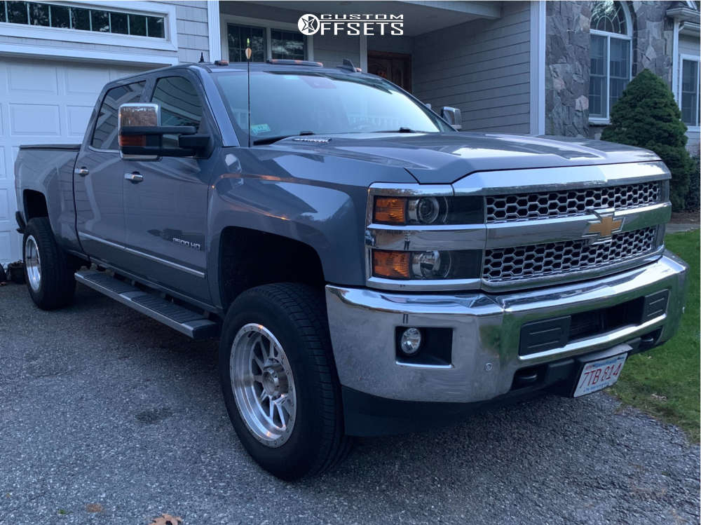 2015 Chevrolet Silverado 2500 HD with 20x10 -18 Method Double Standard ...