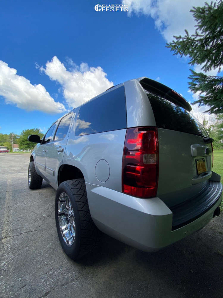 2013 Chevrolet Tahoe with 20x10 -12 RBP 94r and 32/12.5R20 Nitto NT420V ...