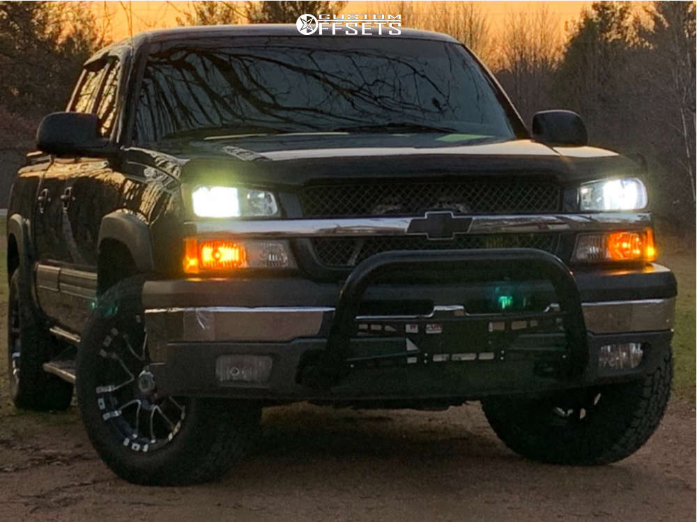 2005 Chevrolet Silverado 1500 with 18x9 12 Ultra Baron and 275/65R18 ...