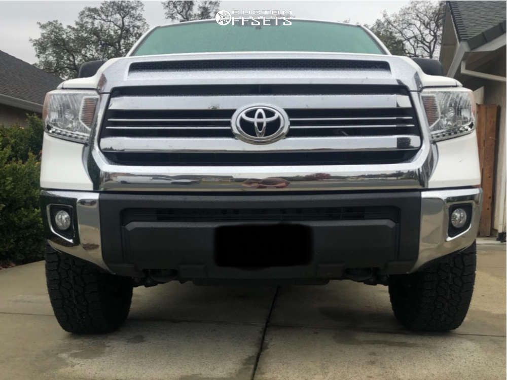 2016 Toyota Tundra with 18x9 18 Method Grid and 275/70R18 Falken ...