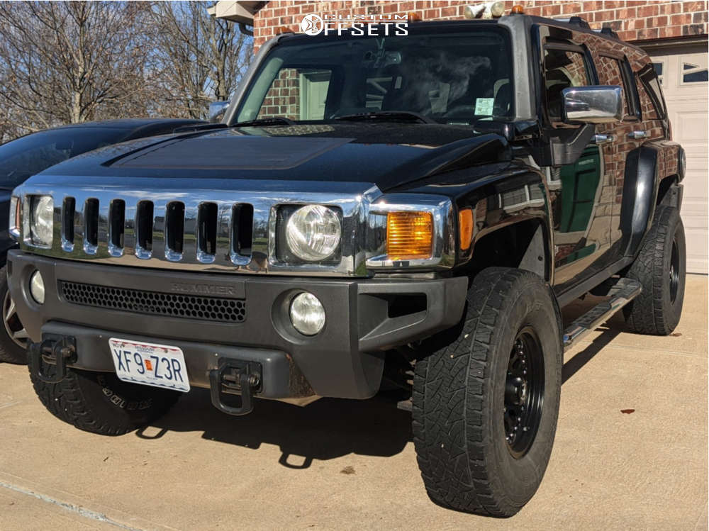 2007 HUMMER H3 with 16x8 0 Rebel Racing Bandit Ii and 285/75R16 ...