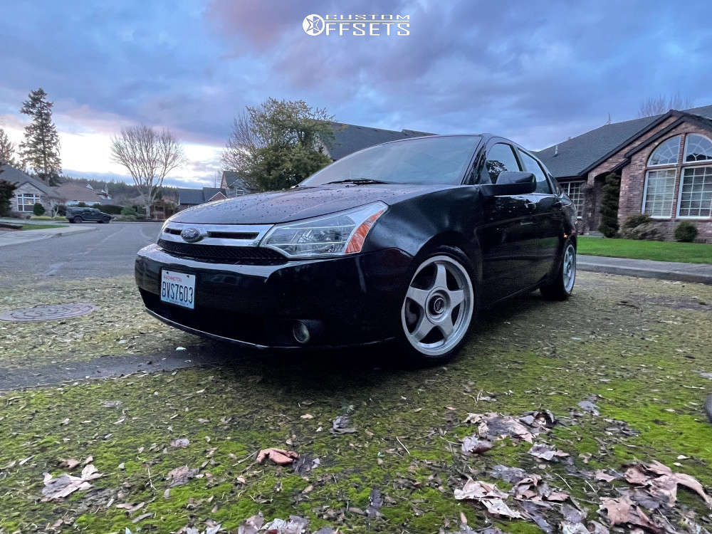 2009 Ford Focus Wheel Offset Poke Stock | 1360830 | Custom Offsets