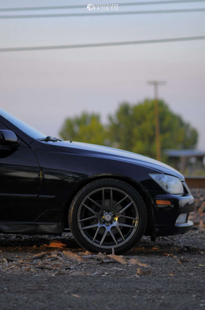 2002 Lexus IS300 with 18x9 35 F1R F18 and 255/30R18 Delinte D7 Thunder ...