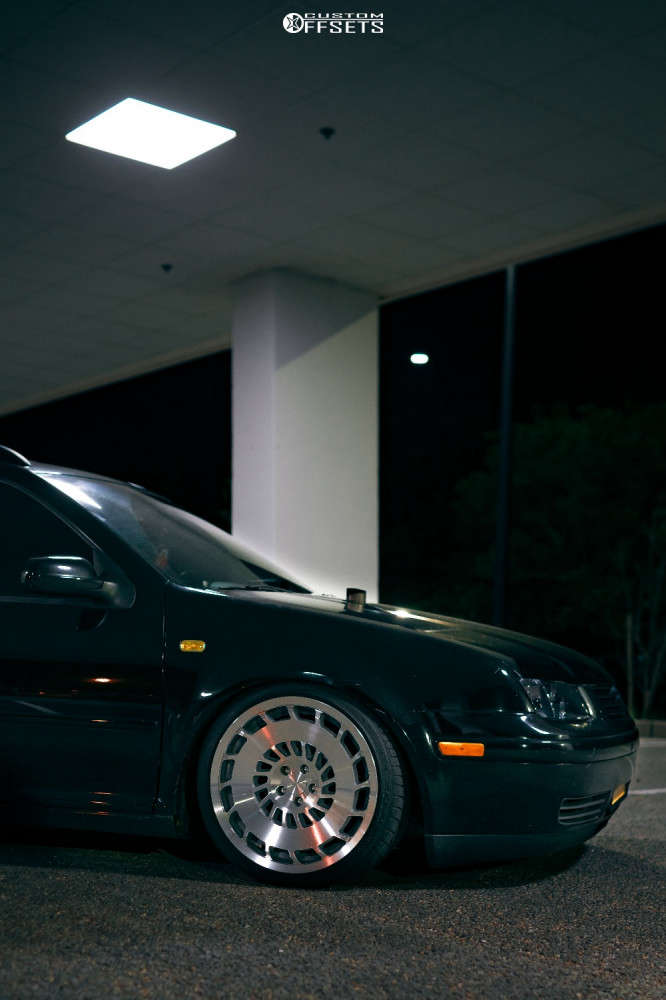 2002 Volkswagen Jetta with 18x8.5 35 Rotiform Ccv and 215/40R18 ...