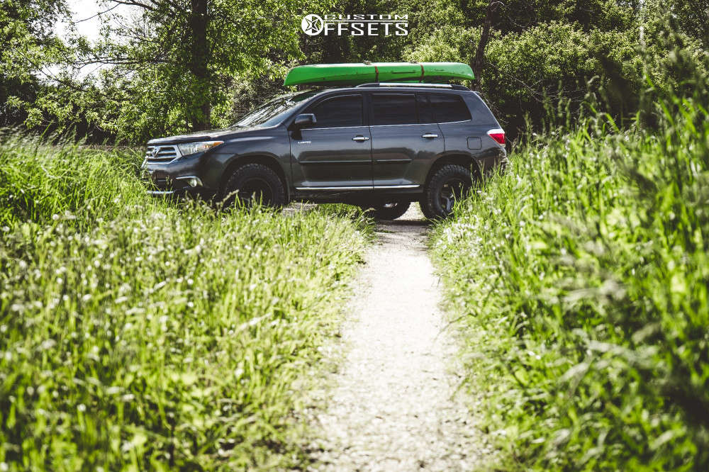 2012 Toyota Highlander with 17x9 -0 Black Rock Detour and 265/70R17 ...
