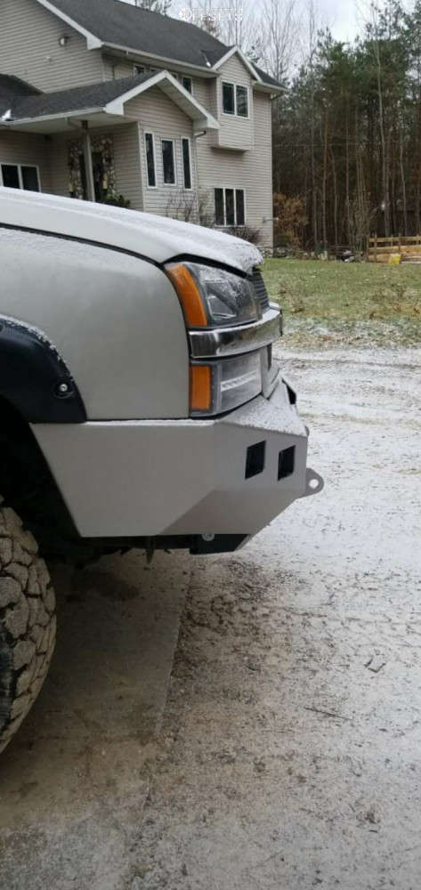 2003 Chevrolet Silverado 2500 HD with 17x9 12 Ultra Baron and 285/70R17 ...