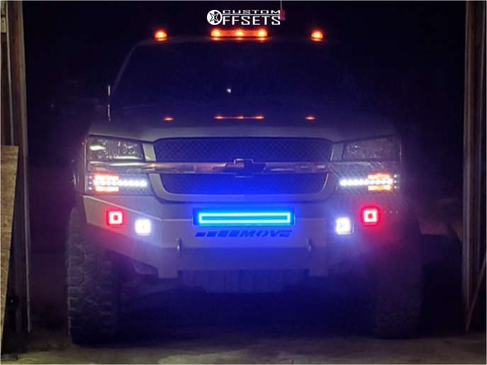 2003 Chevrolet Silverado 2500 HD with 17x9 12 Ultra Baron and 285/70R17 ...