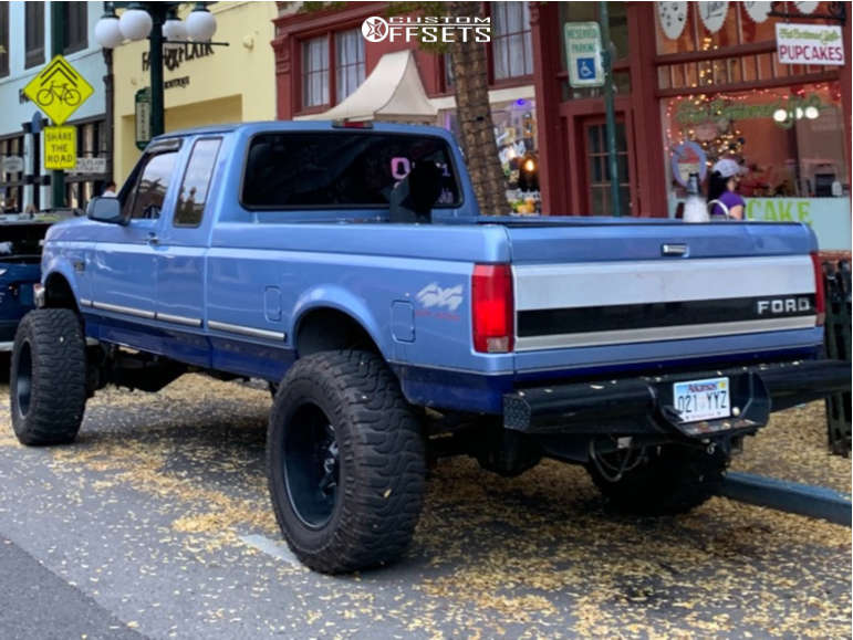 1996 Ford F-250 with 20x12 -44 Ion Bilt Ib02 and 37/13.5R20 Federal ...