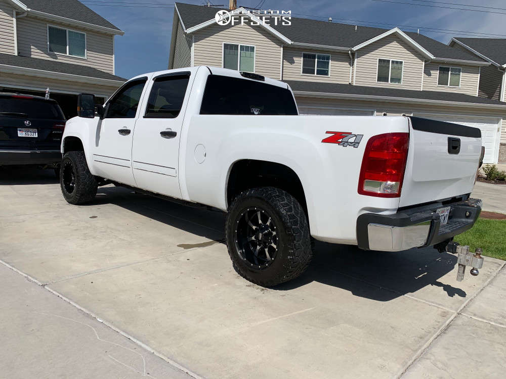 2009 GMC Sierra 2500 HD with 18x10 -24 Moto Metal Mo970 and 285/65R18 ...