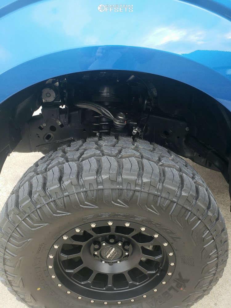 2018 Ford F-150 with 17x8.5 0 Pro Comp Series 34 and 35/12.5R17 Federal ...