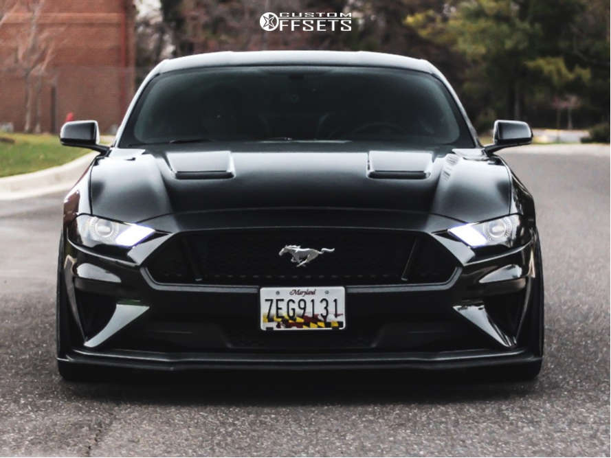 2019 Ford Mustang with 19x9.5 22 Aodhan Ds01 and 275/35R19 Nitto Motivo ...