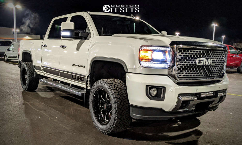 2015 GMC Sierra 2500 HD with 20x10 -24 XD Buck and 33/12.5R20 Venom ...