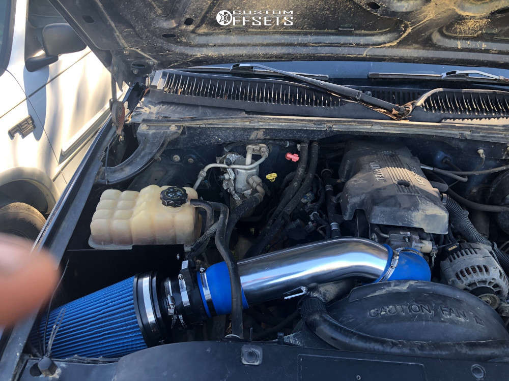 2000 Chevrolet Silverado 1500 with 24x10 32 Rev Replicas Escalade 585 ...