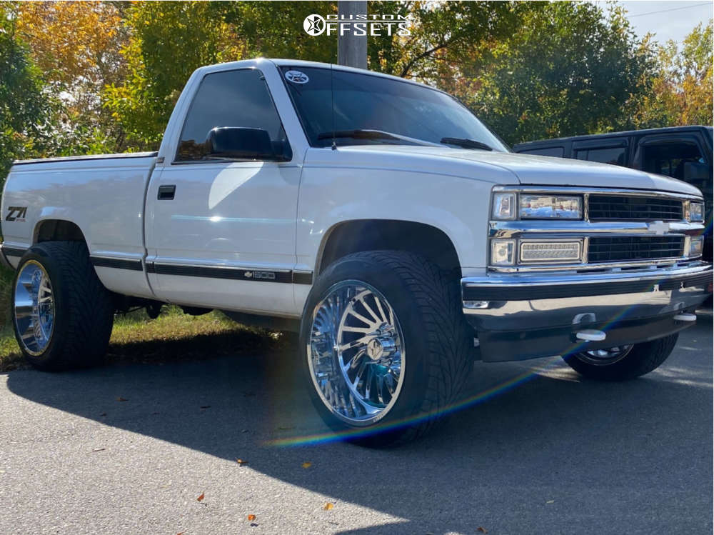 1995 Chevrolet K1500 with 22x12 -51 ARKON OFF-ROAD Caesar and 305/45R22 ...