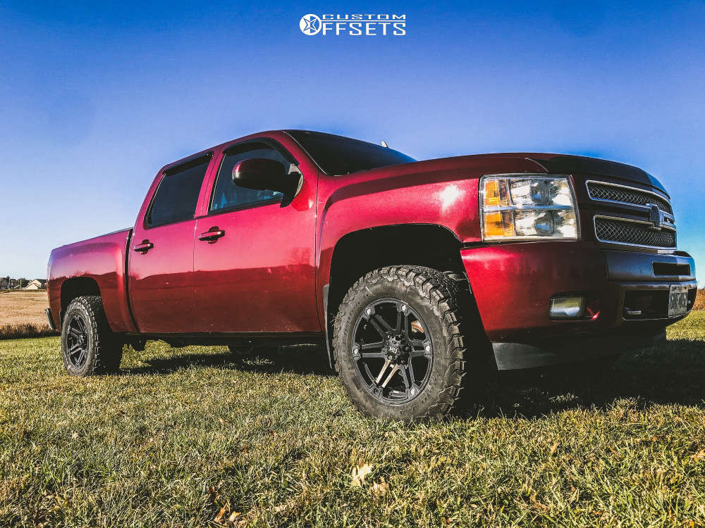 2013 Chevrolet Silverado 1500 with 18x9 10 Tuff T01 and 33/12.5R18 ...