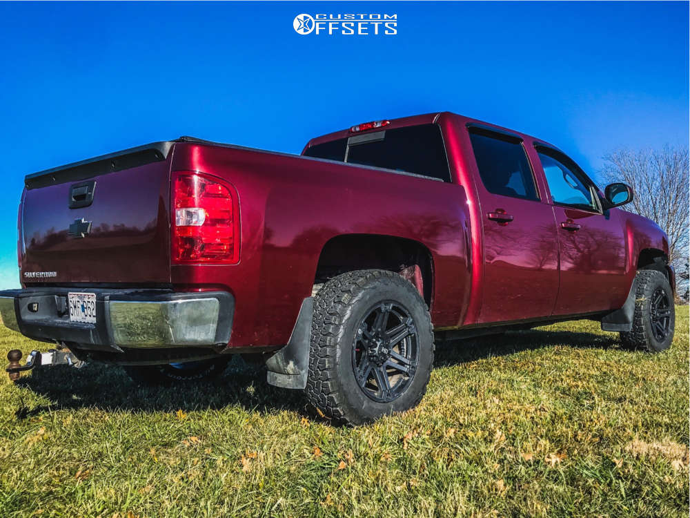 2013 Chevrolet Silverado 1500 with 18x9 10 Tuff T01 and 33/12.5R18 ...